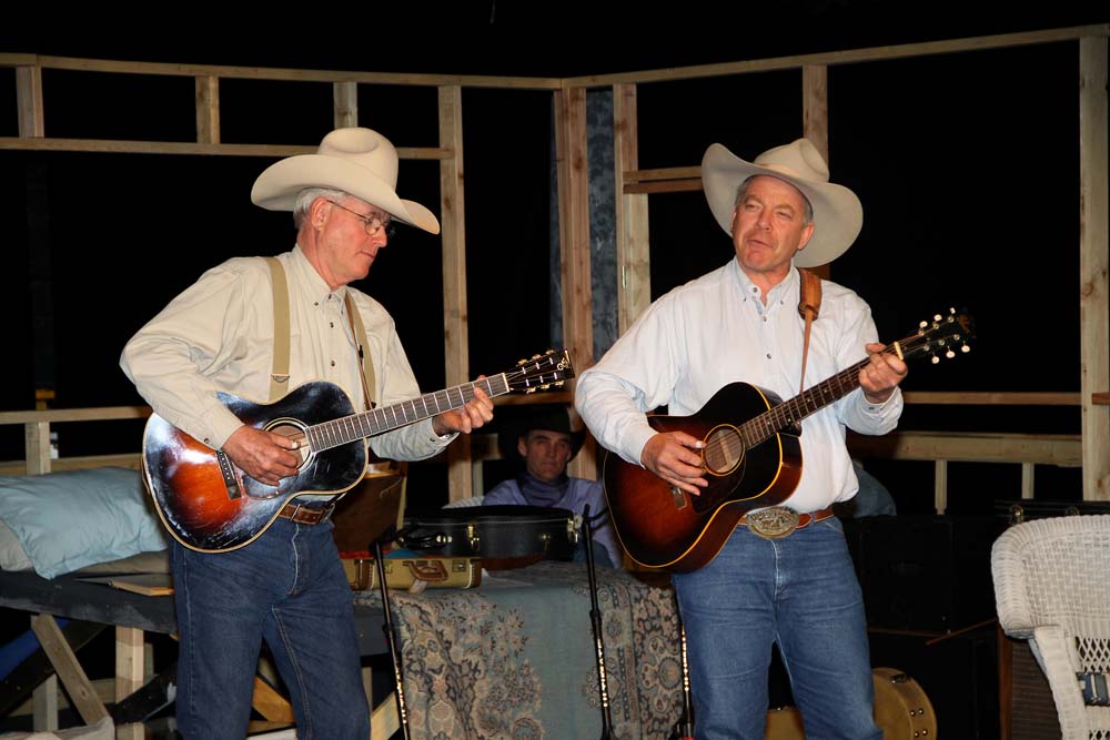 Guy & Pip Gillette entertain at Cowboy Poetry Gathering - Alpine ...