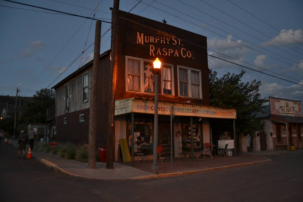 Early Bird Catches the Raspa - Alpine, TexasAlpine, Texas