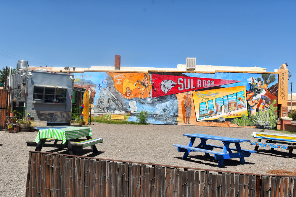Grab some lunch on your mural tour! - Alpine, TexasAlpine, Texas